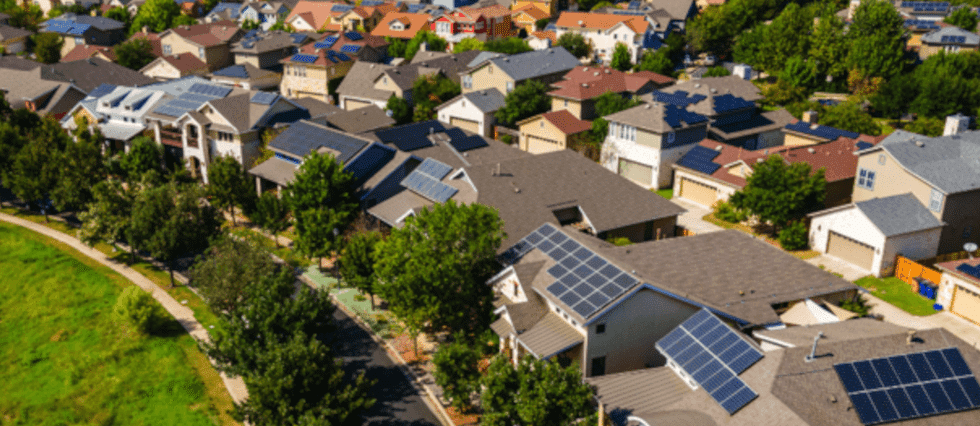 Boost decentralised solar on rooftops and energy communities | Together ...
